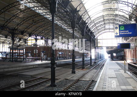 Train at Den Haag HS ( Holland Spoor) railway station in The Hague, The ...
