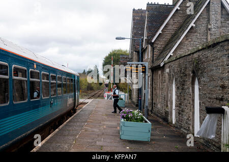 Arriva,trains,train,on,track station, at Ferryside,station,on,the,line ...