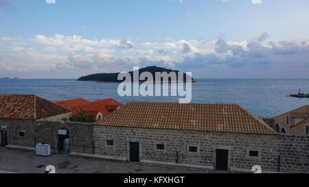 dubrovnik old town in autumn Stock Photo - Alamy