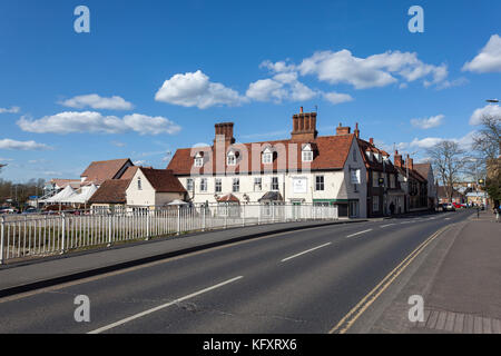 The Sunny Sailor pub on the River Chelmer, Maldon, Essex, UK Stock ...