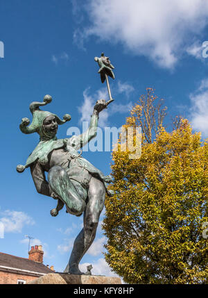 Statue of Puck, a fool character by William Shakespeare, in Stratford ...