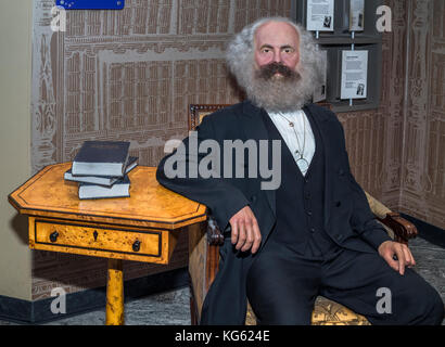 Karl Marx wax figure in Madame Tussaud's museum in Vienna Stock Photo ...