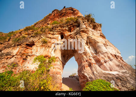 Pedra Furada a tourist attraction for visitors of Tocantins estate ...