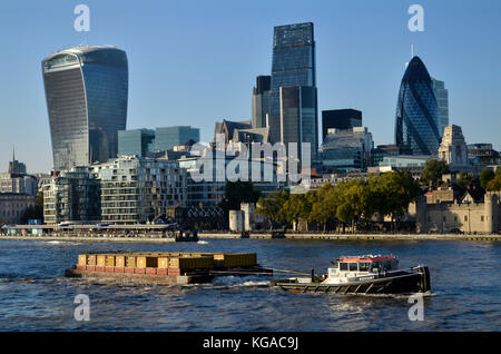 Cory Environmental waste management container site and barges at ...