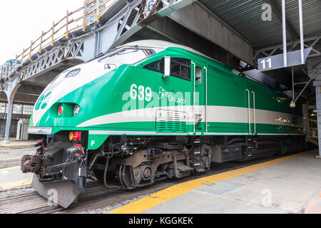 Double decker bi-level Go Transit trains, Union Station, Toronto ...