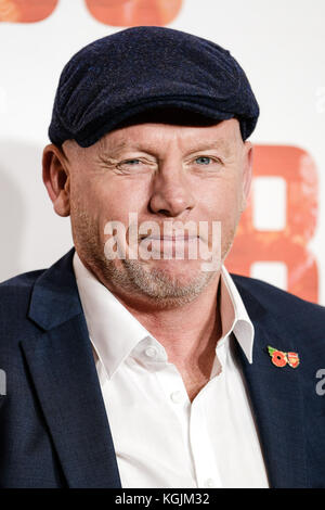 89 World Premiere at Holloway Odeon celebrating Arsenals league winning ...