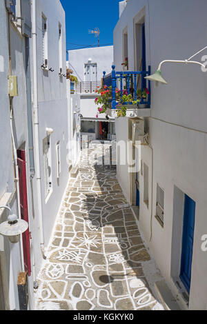 Old Town, Naoussa, Paros, Cyclades, Greece Stock Photo - Alamy