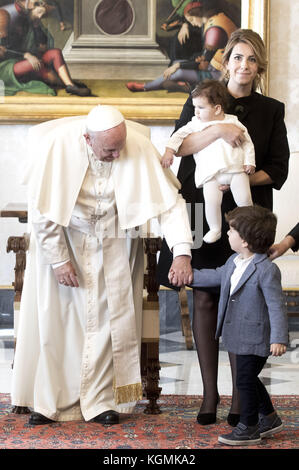 Pope Francis meets with the Prime Minister of Mozambique Alberto ...