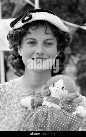 The Mirror Crack'd (1980) Maureen Bennett Date: 1980 Stock Photo - Alamy