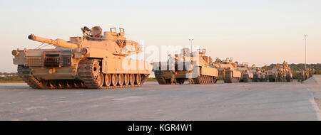 M1A1 Abrams main battle tanks, AAVP7 RAM/RS amphibious assault vehicles ...