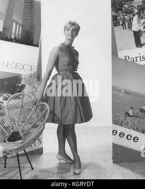 Summer Holiday (1963) , Jacqueline Daryl Stock Photo - Alamy