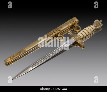 A 2nd model Kriegsmarine Nazi Germany ceremonial dagger Stock Photo - Alamy