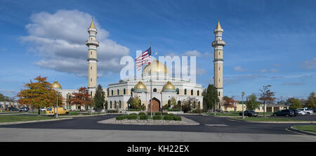 Dearborn, Michigan - The Islamic Center of America, the largest mosque ...