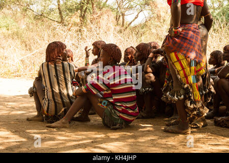 TURMI, ETHIOPIA - 14/11/16: A woman from the hamar tribe, bleeding and ...