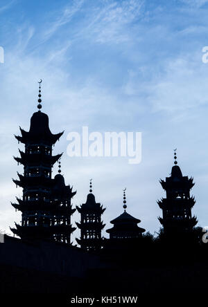 Chinese-style minaret of the Salar people grand mosque, Qinghai ...