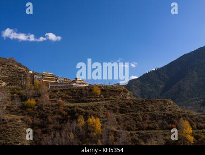 Chong Gon monastery landscape, Tongren County, Longwu, China Stock ...