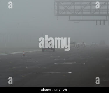 V.S.C.C. Pomeroy Trophy. Pre War vintage cars compete against newer ...