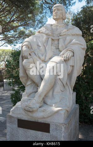 Statue of King Manuel I, São Jorge Castle, Lisbon, Portugal Stock Photo ...