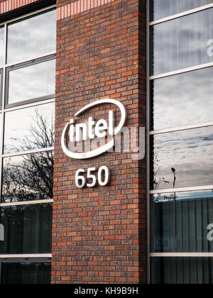 Intel Logo, on Intel Offices, Winnersh, Wokingham, Berkshire, England ...