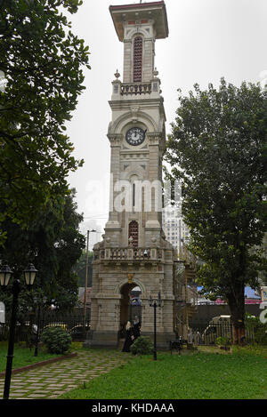 Clock tower at Jijamata Udyan Rani Bagh , Byculla , Bombay Mumbai ...