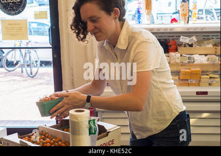Store Manager in produce department at Large Supermarket chain store ...