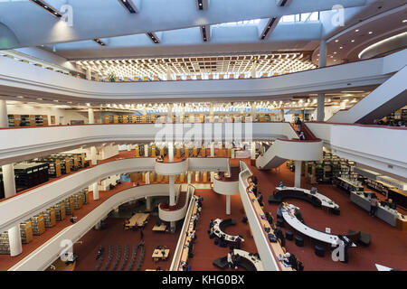 Hall of Toronto Reference Library, largest public reference library in ...