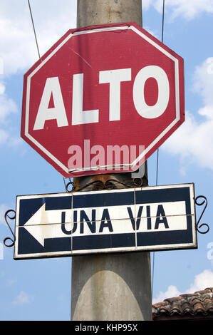 Road sign Una Via, One-way street, Santo Domingo, Dominican Republic ...