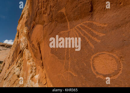 Thunderbird petroglyph made by Ancestral Puebloans, Comb Ridge, Cedar ...