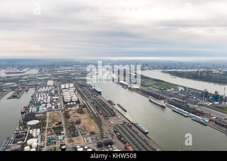 Nocturnal aerial image of Mexiconatie and LBC Tank Terminals at Port of ...