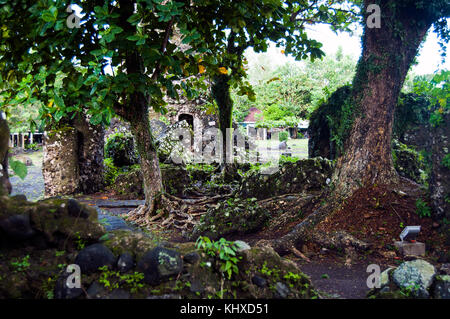 Cagsawa ruins, Daraga, Albay, Bicol, Philippines Stock Photo - Alamy