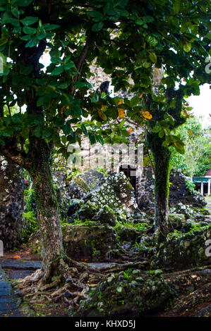 Cagsawa ruins, Daraga, Albay, Bicol, Philippines Stock Photo - Alamy