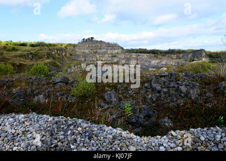 Middlepeak quarry Wirksworth Stock Photo - Alamy