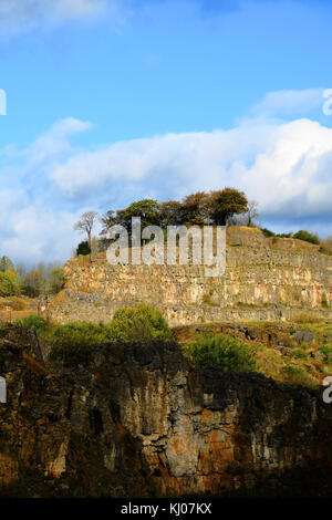 Middlepeak quarry Wirksworth Stock Photo - Alamy