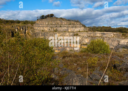 Middlepeak quarry Wirksworth Stock Photo - Alamy