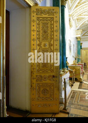 The Malachite Room in Winter Palace, St. Petersburg Stock Photo - Alamy