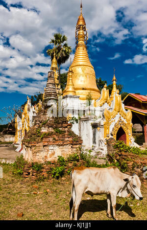 The stupas of Sagar, Taunggyi, Myanmar Stock Photo - Alamy