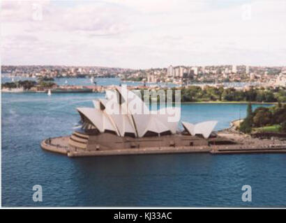 Design and innovation, the Sydney Opera House, Monumental Steps, Sails ...