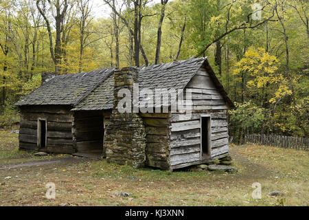 Ephraim Bales Cabin, Great Smoky Mountains National Park, Tennessee, USA Stock Photo - Alamy