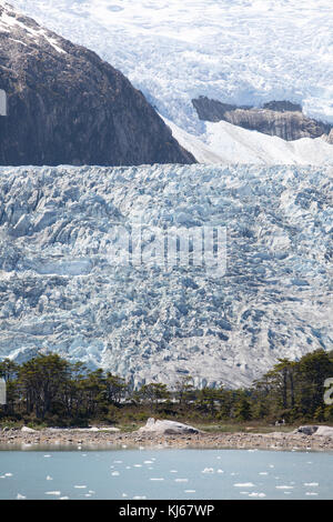 Glacier, Parque Nacional Alberto de Agostini Stock Photo - Alamy