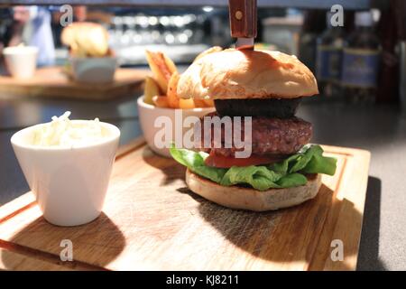 Burger, Scotland, Beef, venison, cheeseburger Stock Photo - Alamy