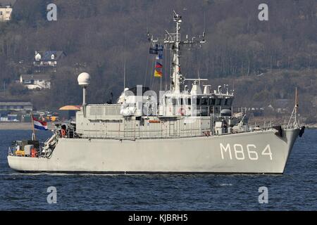 HNLMS Willemstad (M864), an Alkmaar-class minehunter of the Netherlands ...
