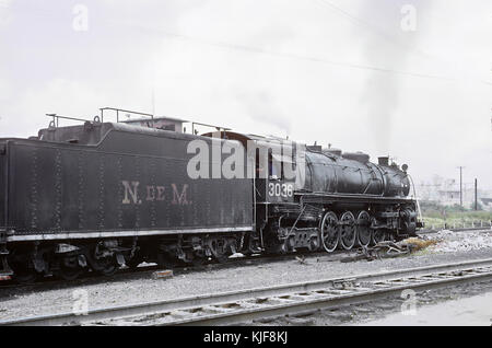 NdeM 4 8 4 Niagra 3036 backing down Valle de Mexico yards, Tlalnepantla ...