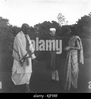Jawaharlal Nehru with Sardar Vallabhbhai Patel Stock Photo - Alamy