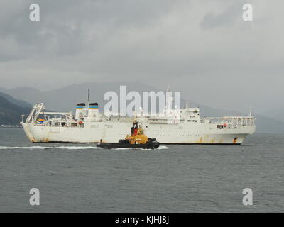 SD Impetus, a tugboat operated by Serco Marine Services, passing ...