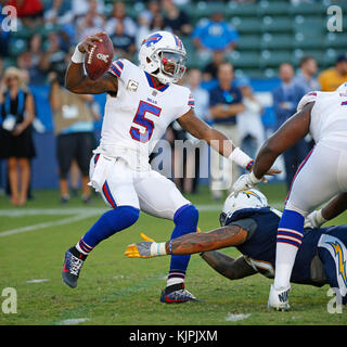 Los Angeles Chargers quarterback Tyrod Taylor throws a pass during an ...
