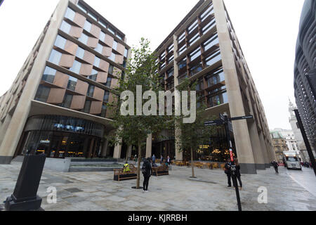 The Bloomberg headquarters in London Stock Photo - Alamy