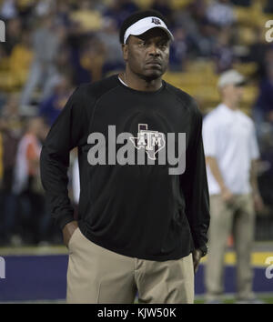 BATON ROUGE, LA - NOVEMBER 25: LSU Tigers linebacker Greg Penn III (30 ...