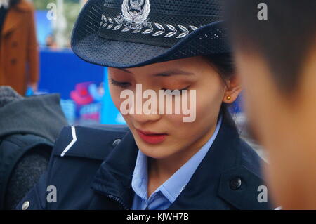 Beautiful Chinese policewoman Stock Photo - Alamy