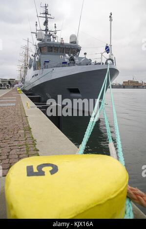 ORP Kormoran, Kormoran II class minehunter, the newest Polish Navy ...