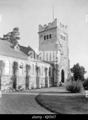 St Barnabas Church, interior Stock Photo - Alamy